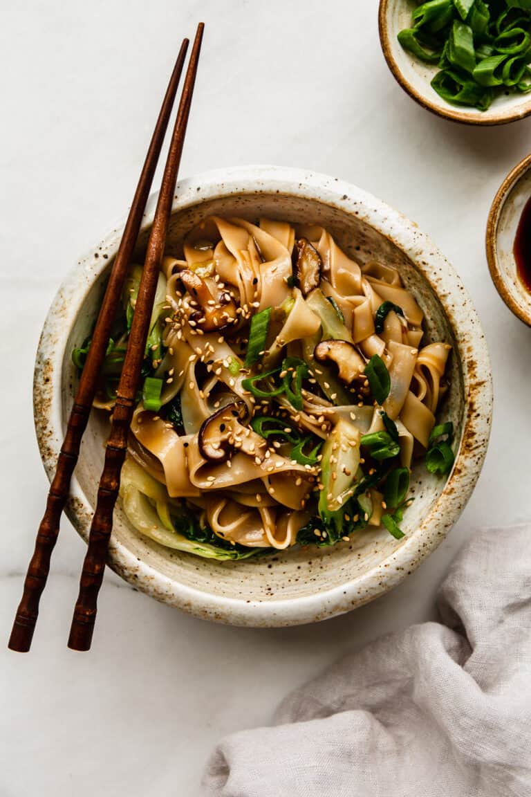Ho Fun Noodles - Choosing Chia