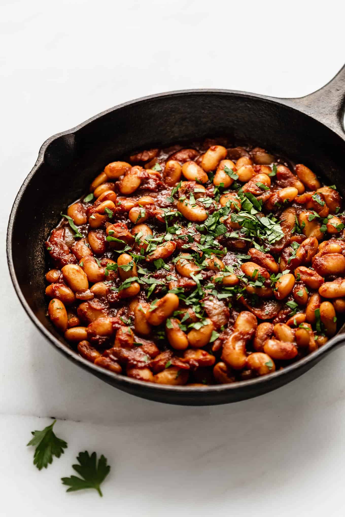 Quick and Easy Maple Baked Beans - Choosing Chia